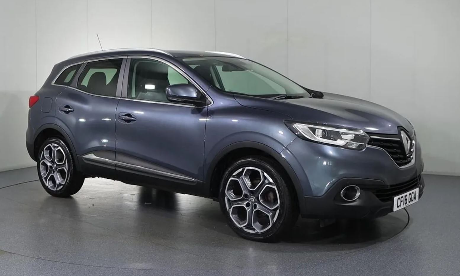 Top 10 most comfortable cars for a road trip - Sterling